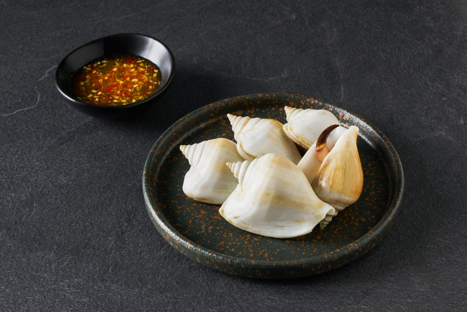 Gong gong (Sea Conch) – Hoi Chuck Teen Talay Luek หอยชักตีนทะเลลึก ...
